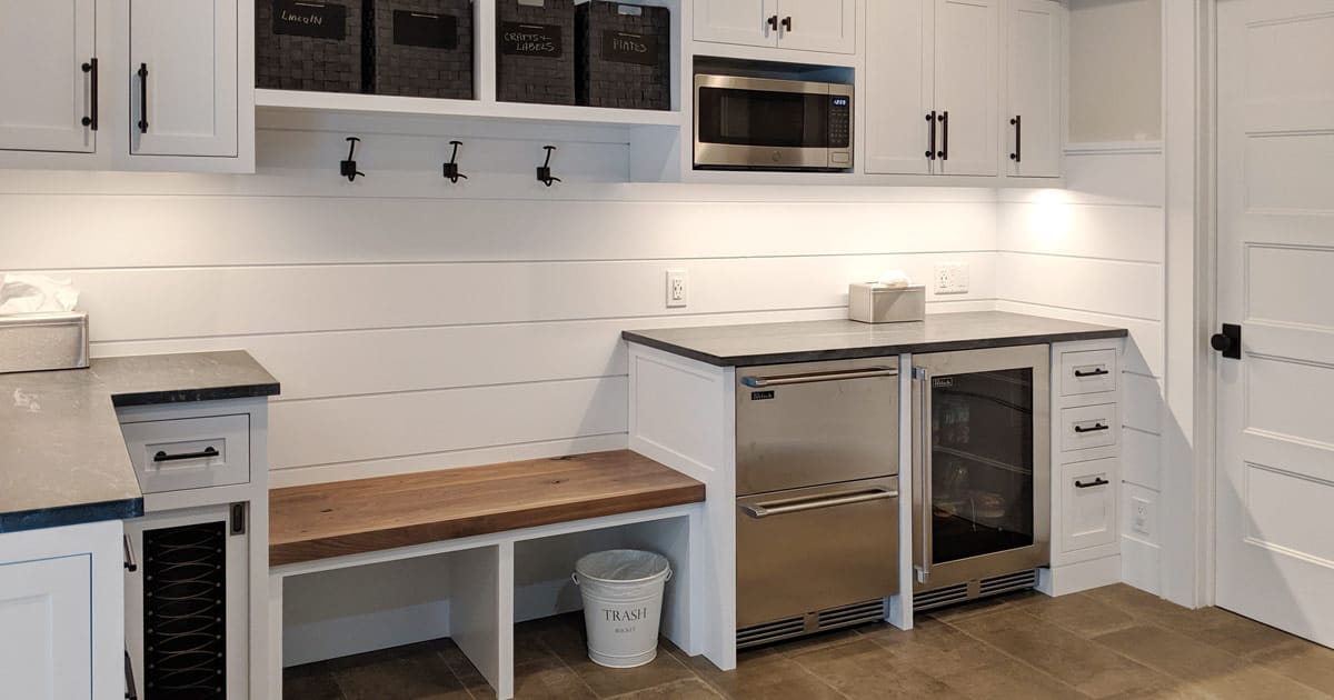 4 Tips to Successfully Remodeling a Mudroom - HomeSquarePro